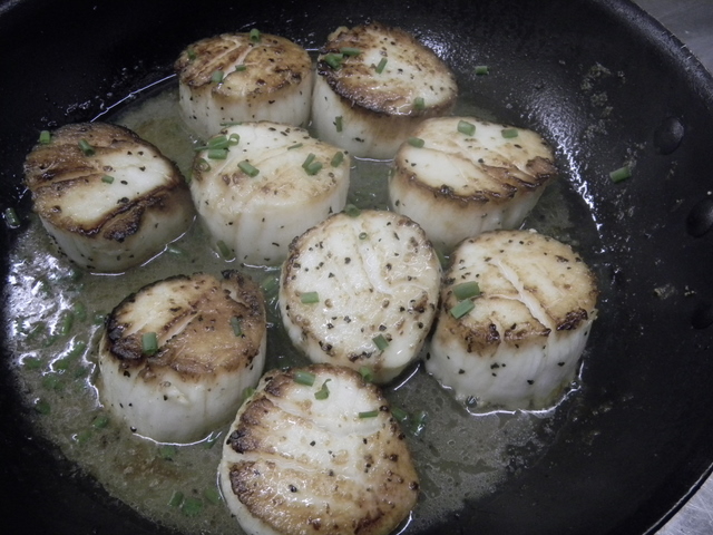 Eat This Now: Scallops From Nantucket Lightship Area - D Magazine