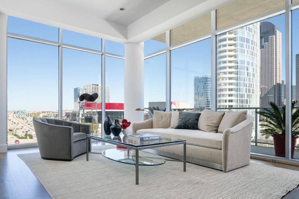 Hot Property: #51 of ParkSide Condominiums - D Magazine