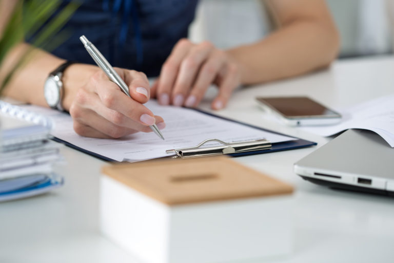The Advantages Of Having An Employment Contract Before Starting That New Job D Magazine the-advantages-of-having-an-employment-contract-before-starting-that-new-job-d-magazine