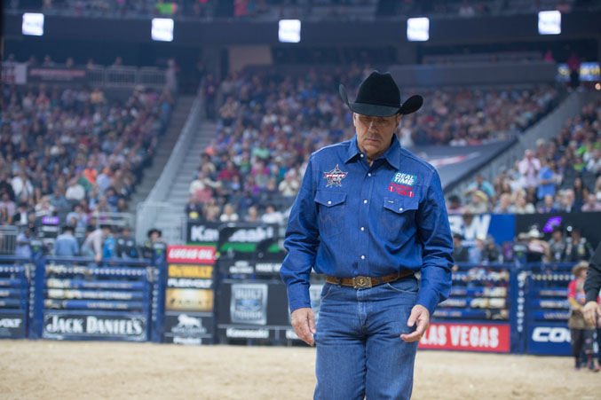 Dallasite is the Go-to Physician for Professional Bull Riders - D Magazine
