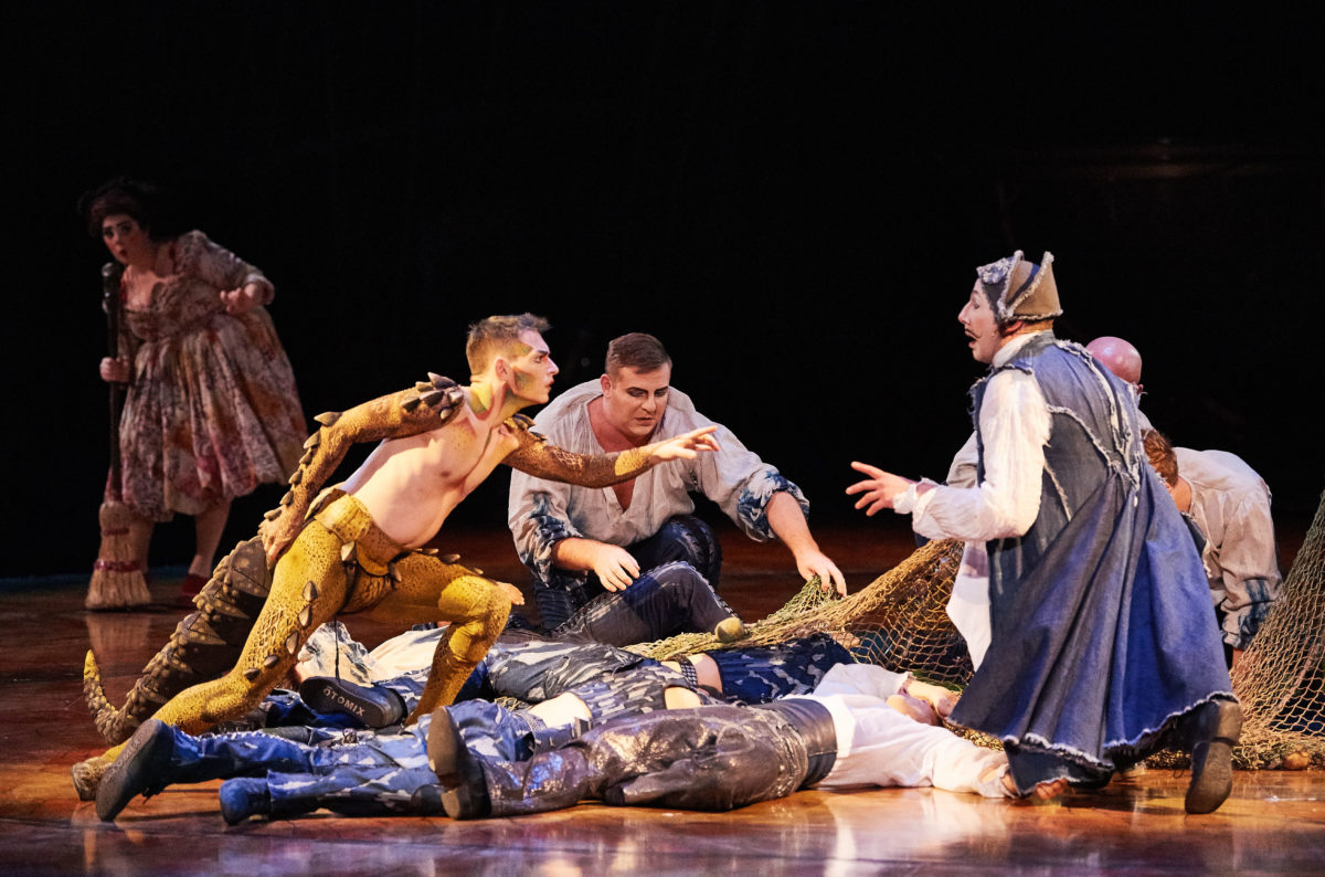 A Dispatch From Cirque du Soleil's Amaluna, Which Is Weirder Than You'd ...