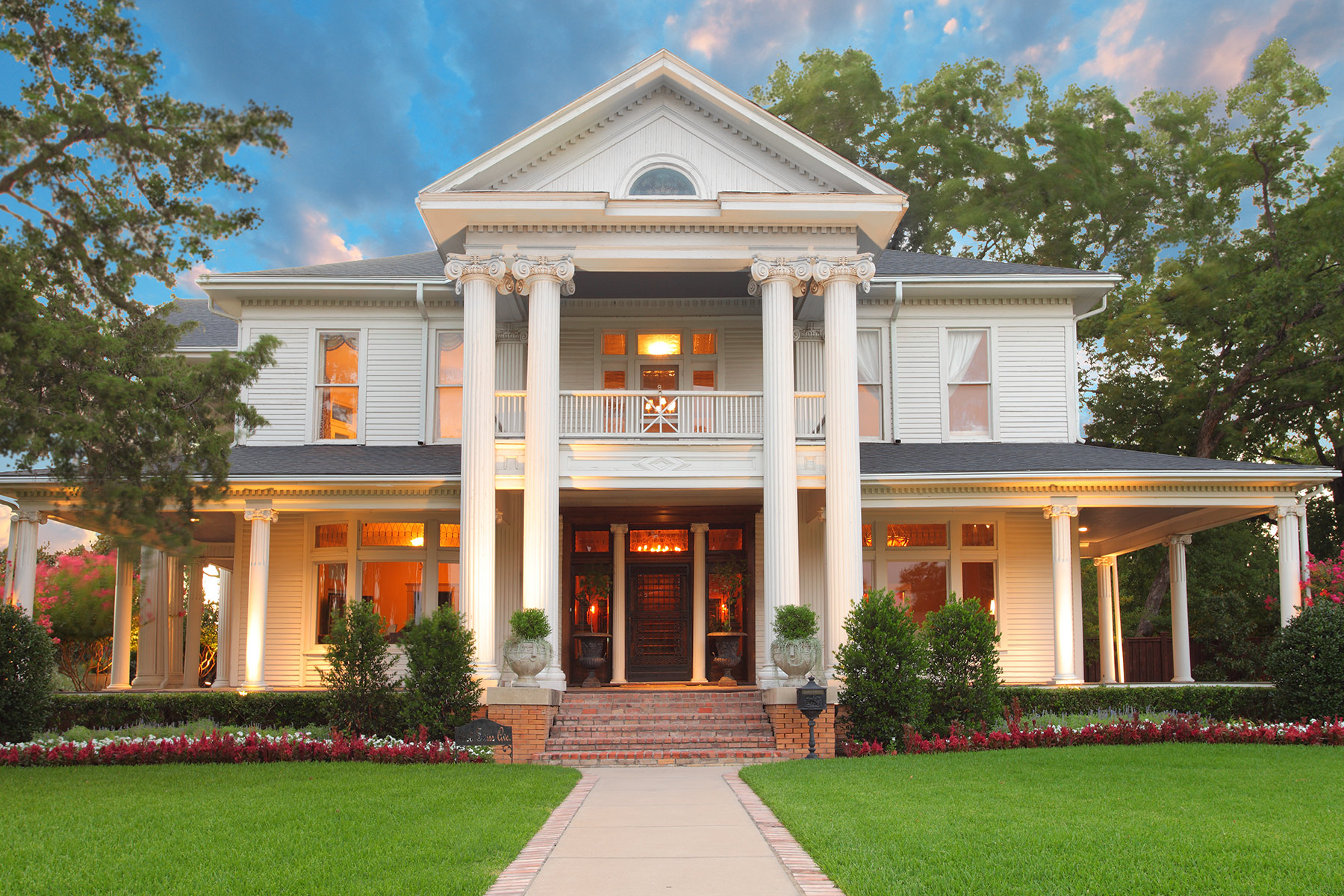 In Honor of National Preservation Month, Here are 5 Historic Dallas ...