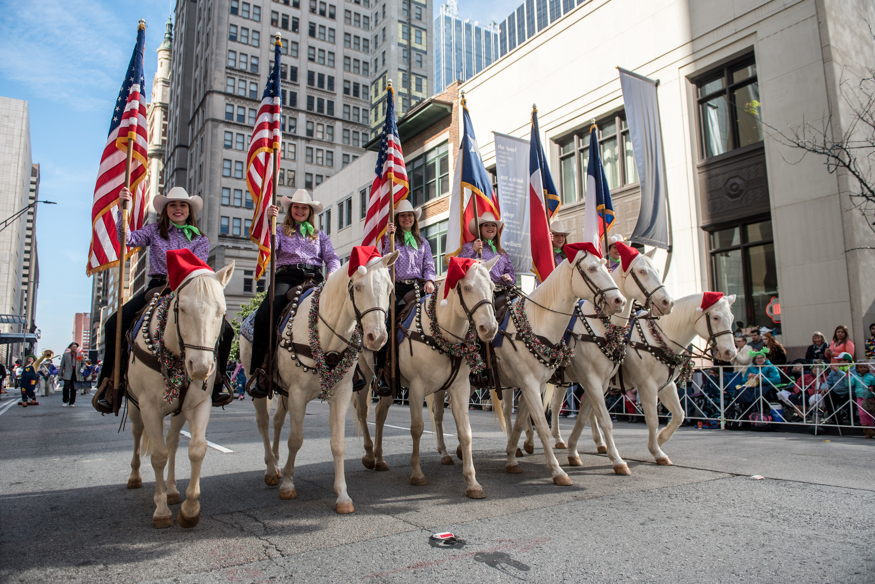 Five Things to Know Before You Attend the Dallas Holiday Parade - D ...