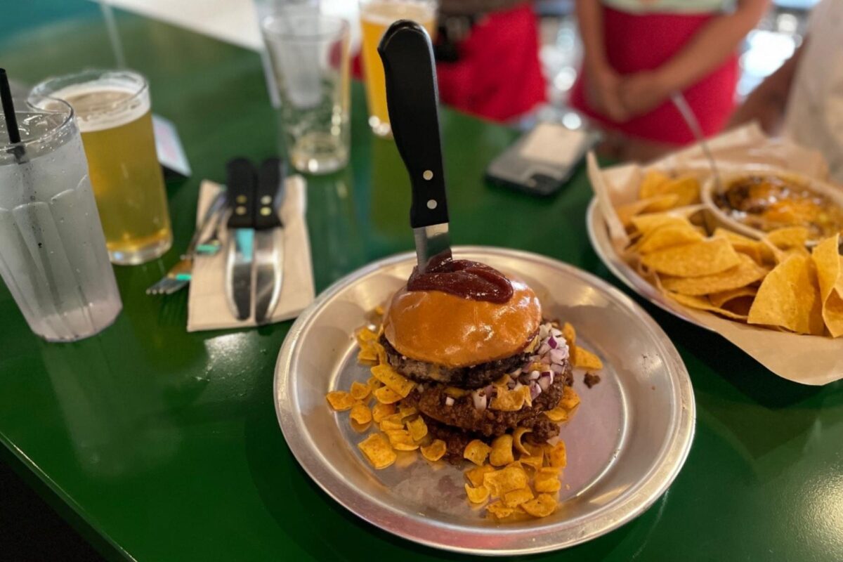 I Ate Skip Hollandsworth's Murder Burger and Lived to Tell About It - D ...