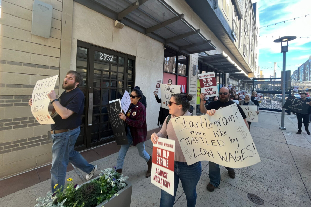 Fort Worth Star-Telegram Reporters Began Their Strike Monday. The ...