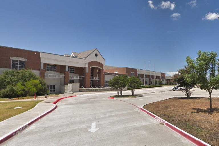 At Rockwall-Heath High, a ‘Gladiator Sport’ Splits the Community - D ...