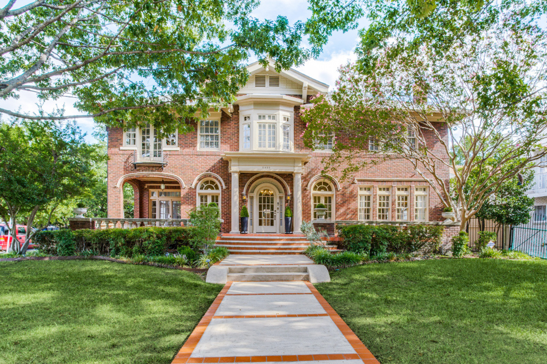 What $1.25 Million-Plus Will Buy in Dallas Real Estate This Summer - D ...