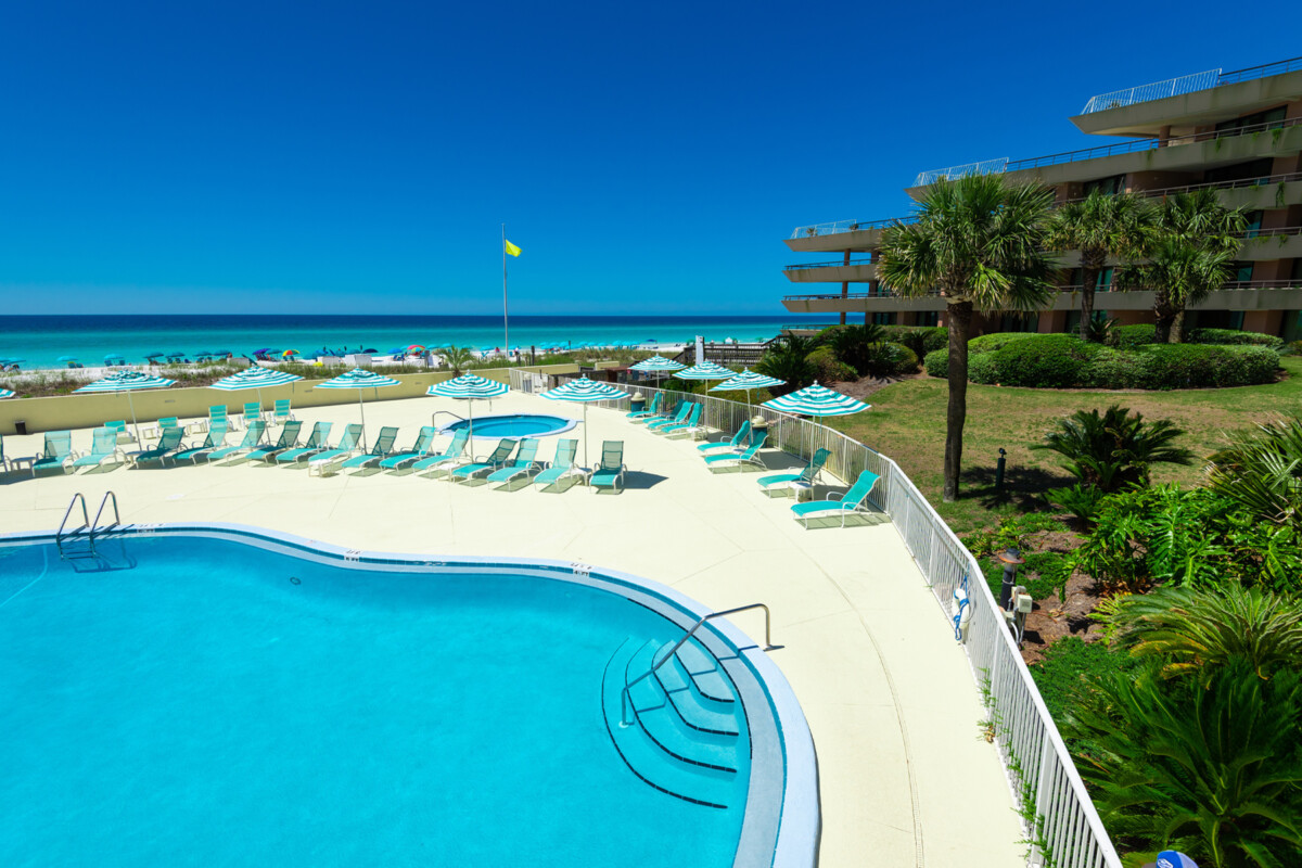 Edgewater Beach - D Magazine