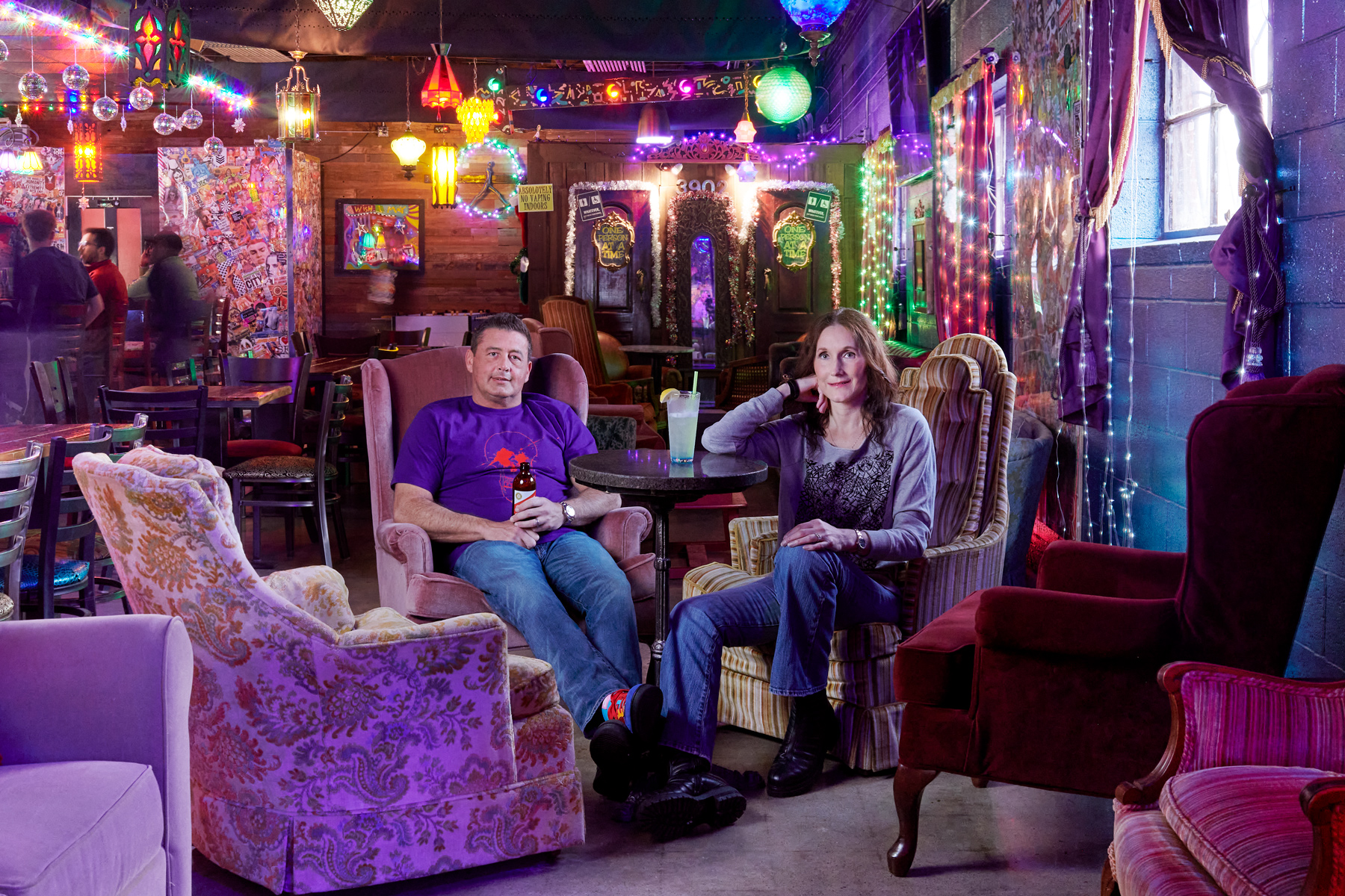 How The Grapevine Moved Its Dive Bar Attitude to the Medical District ...