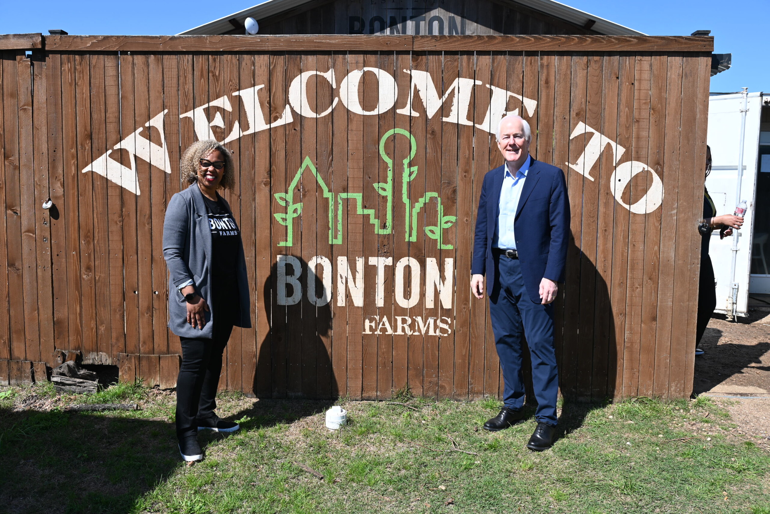 In a Visit to Bonton Farms, Sen. John Cornyn Sees an Example of Post ...