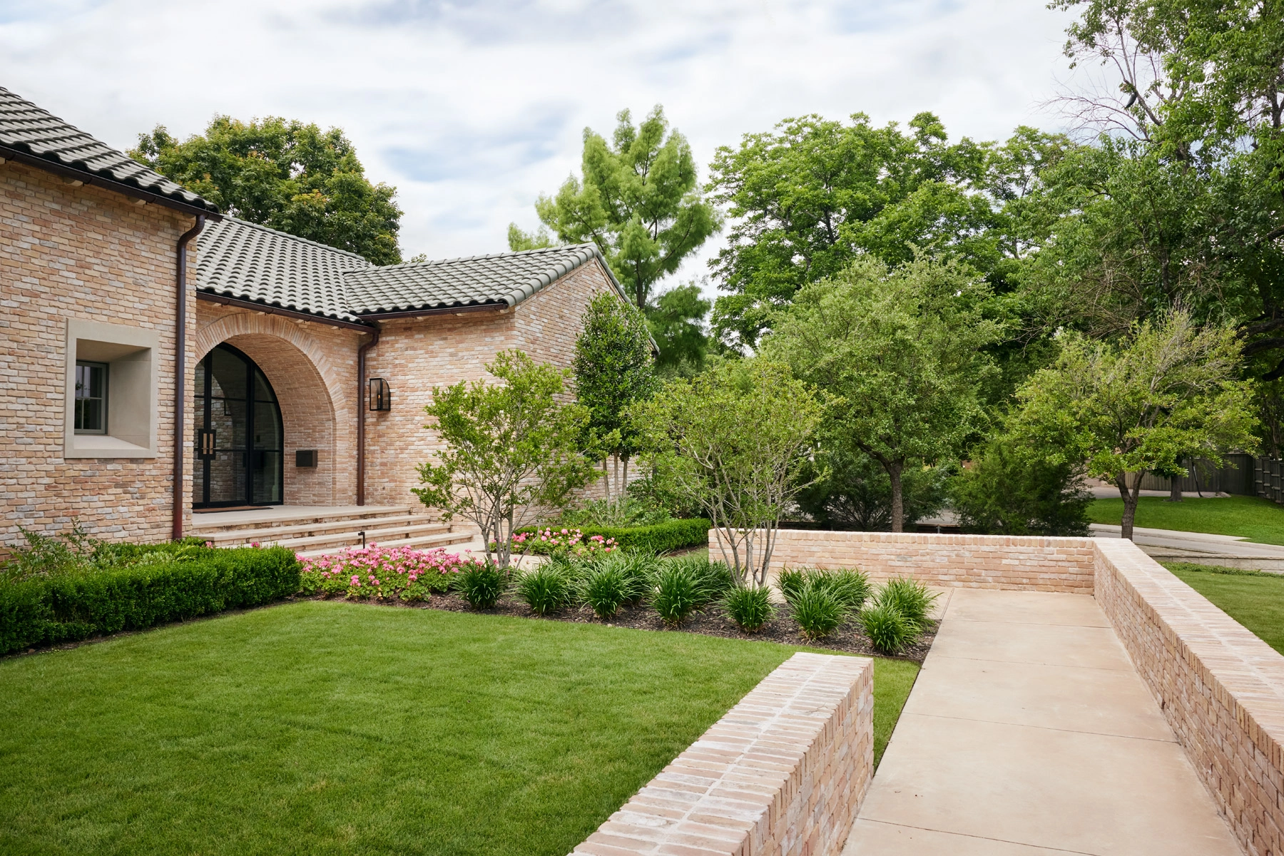 See Inside Dallas Realtor Nancy Johnson's Lakewood Home - D Magazine