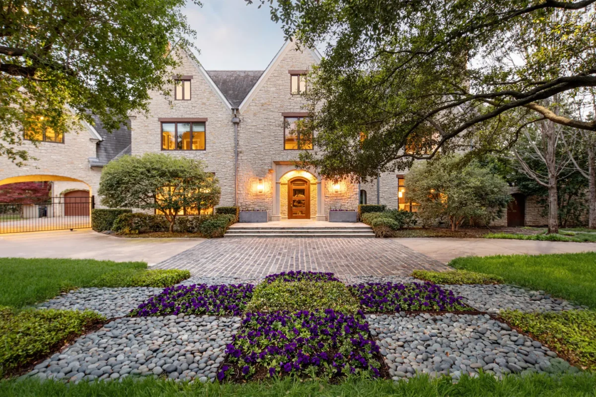 Why Old Preston Hollow is One of Dallas' Most Desirable Neighborhoods ...