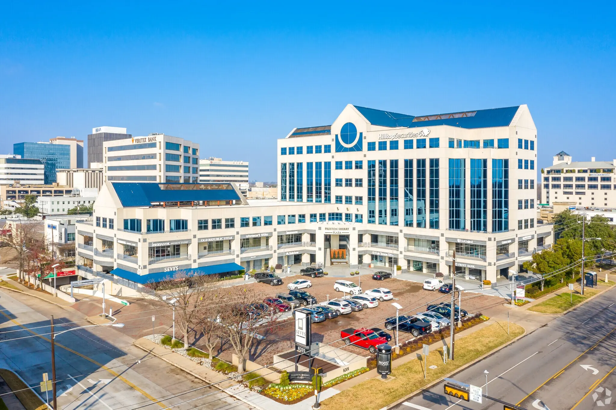 Endeavor Acquires Preston Sherry Plaza in Off-Market Deal - D CEO Magazine