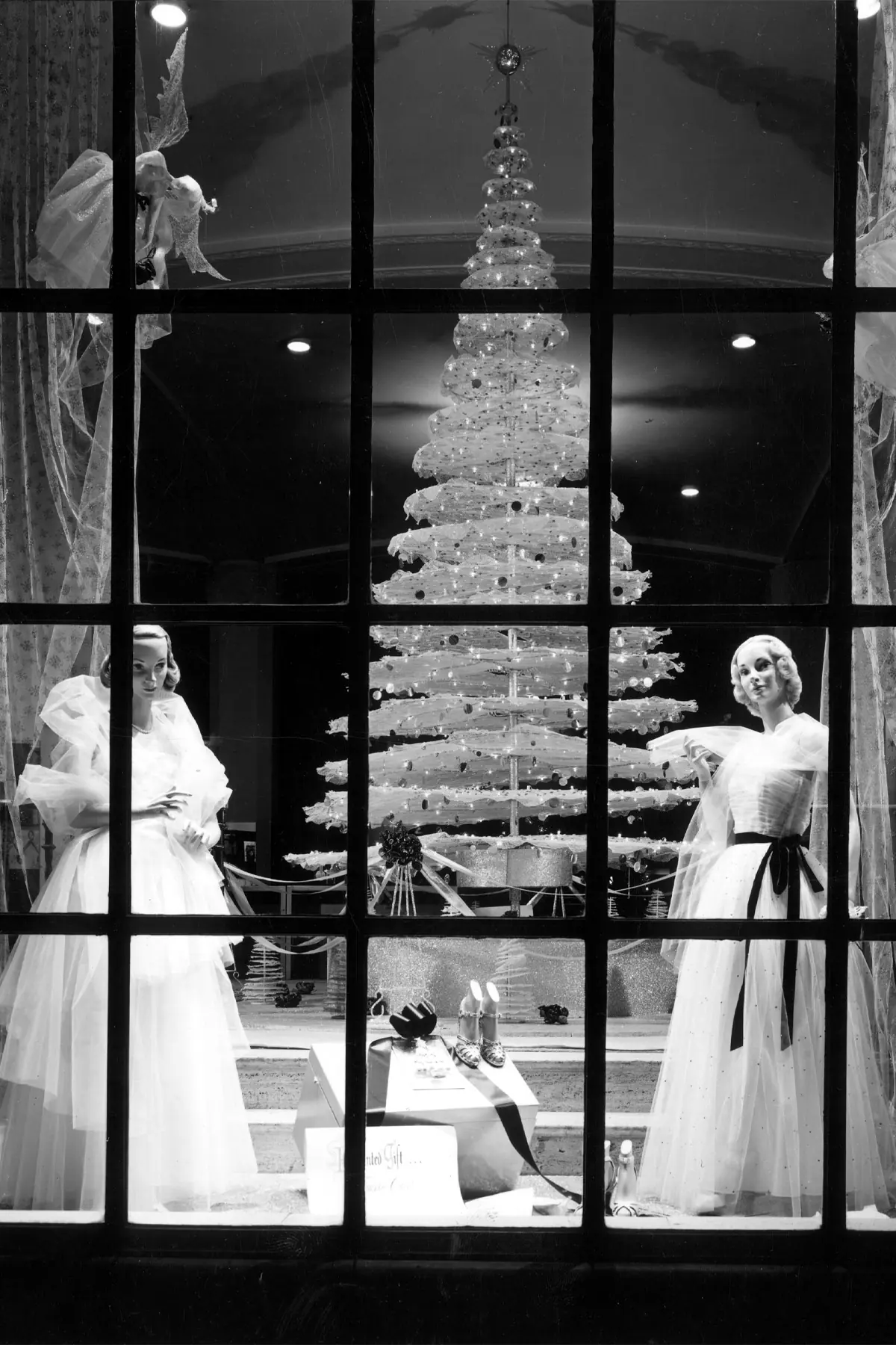An Ode to Downtown Neiman Marcus Christmas Window Displays - D Magazine