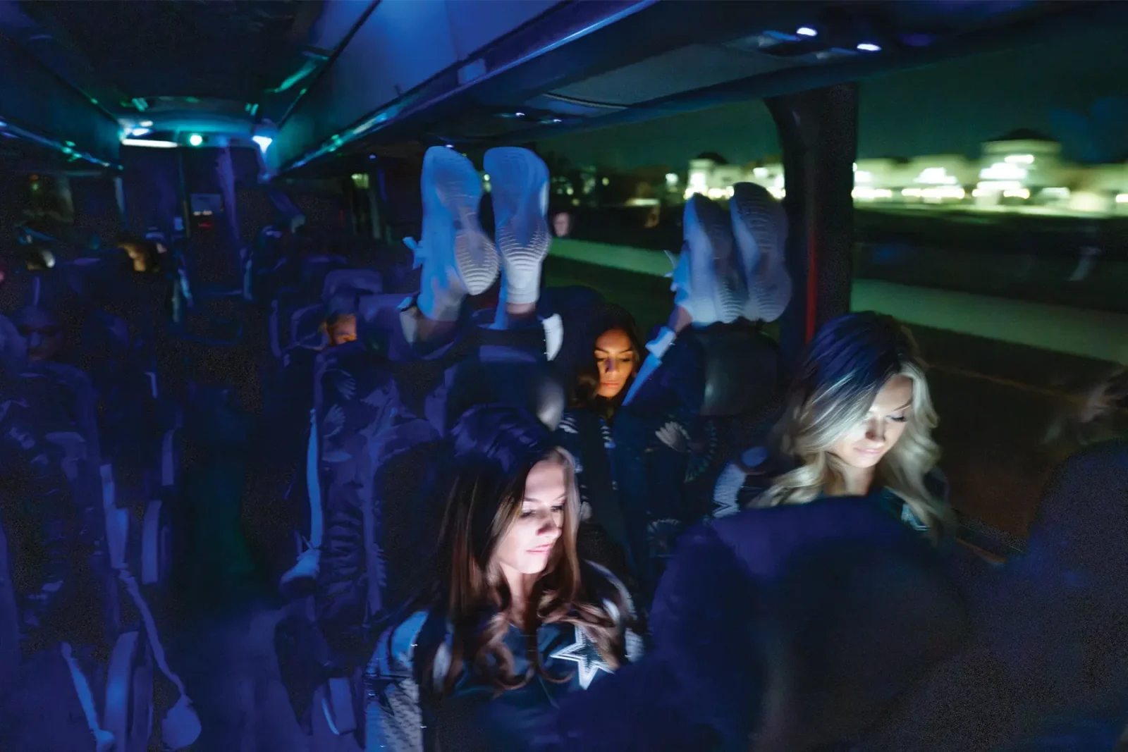 10 Game Day Hours With the Dallas Cowboys Cheerleaders - D Magazine