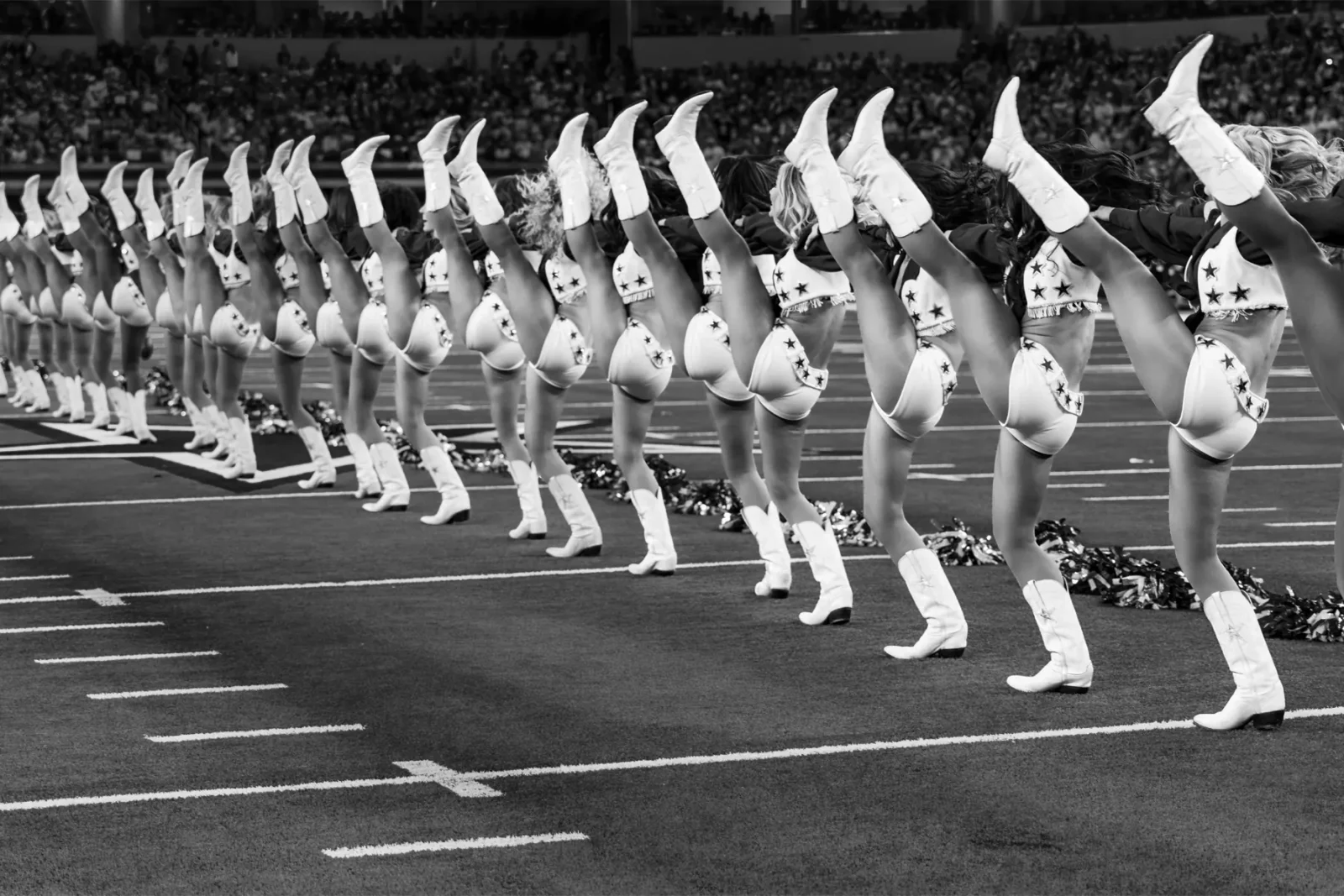 10 Game Day Hours With the Dallas Cowboys Cheerleaders - D Magazine