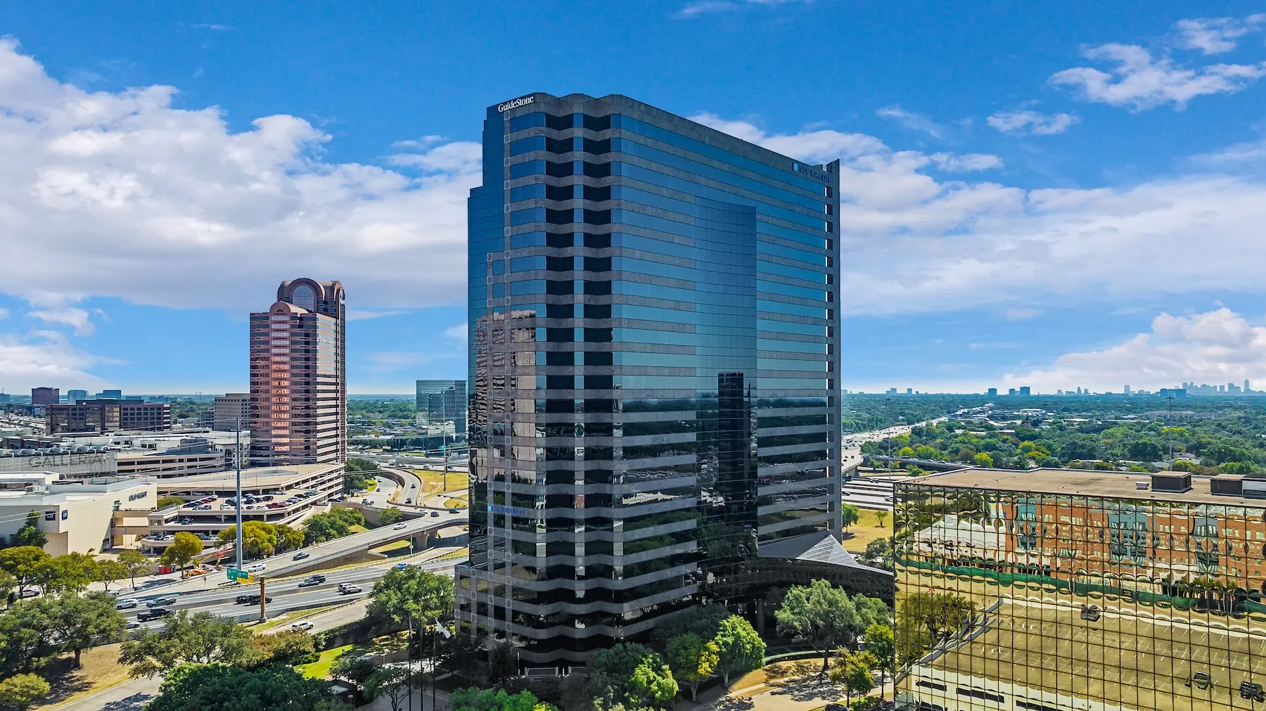 Deal Ticker: New York Life Sells Dallas' Pinnacle Tower - D CEO Magazine