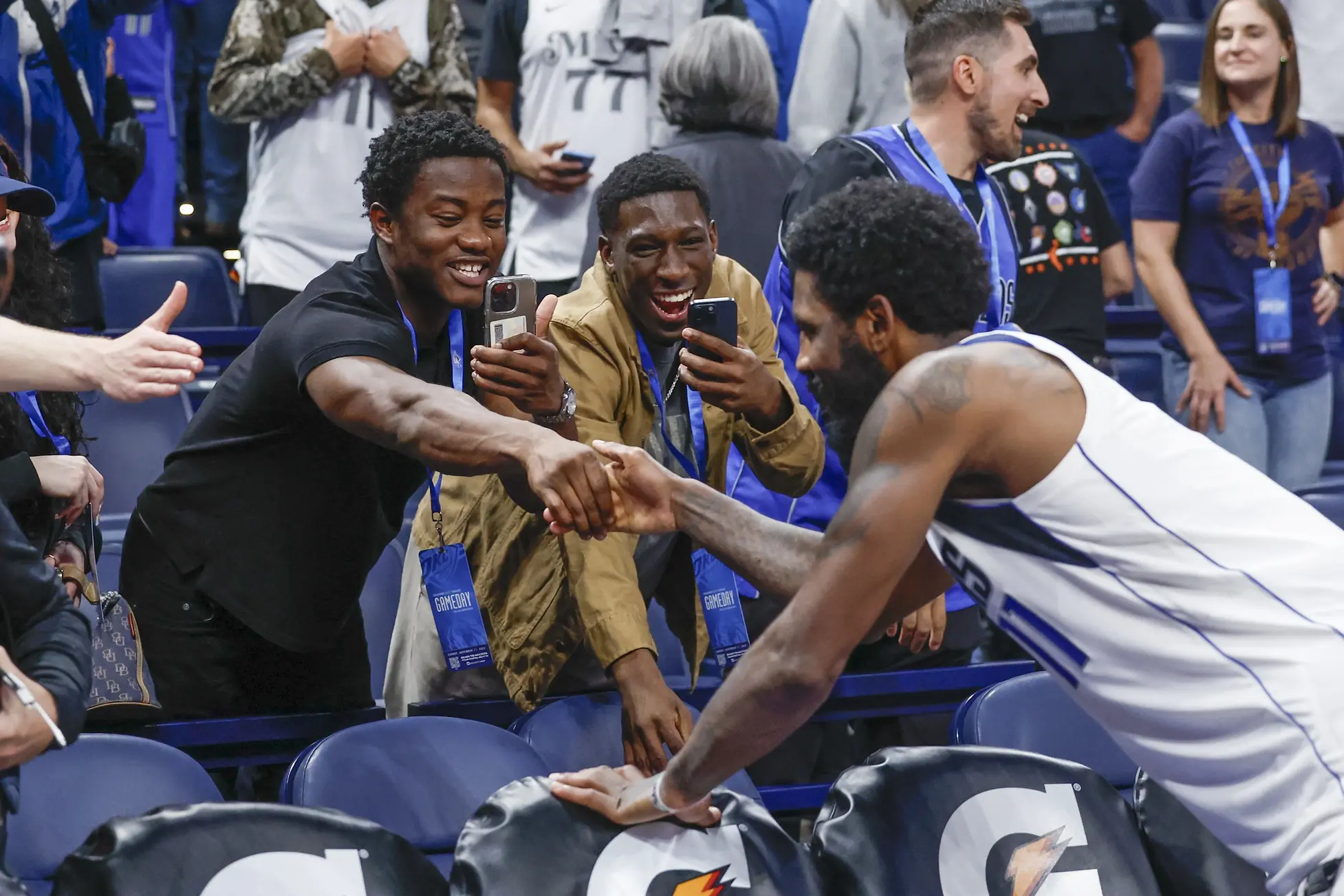 The Enduring Unifying Power of Sports - D Magazine